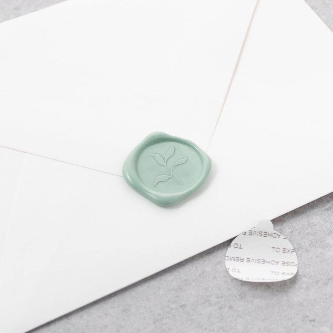 Cachet de cire • Motifs ou Personnalisables avec finition autocollant